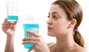 ¿Cuál es el mejor enjuague bucal para la sensibilidad dental? – Dentas Tool